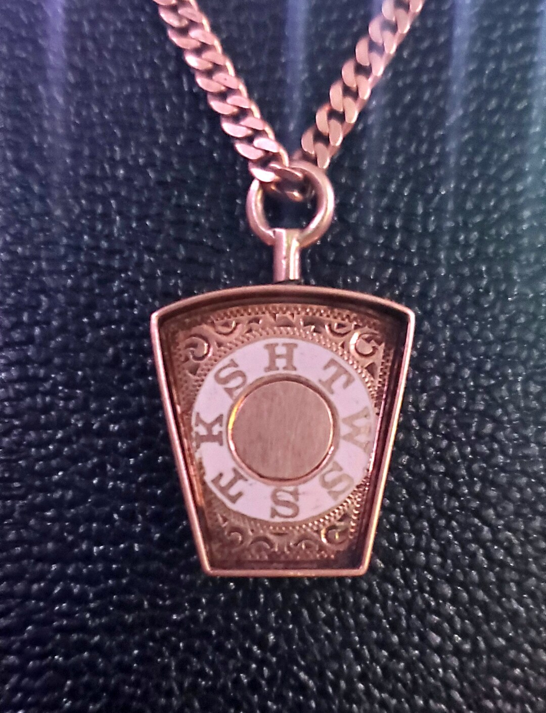 10 Karat Yellow Gold and White Enamel Masonic Royal Arch Keystone FOB ...