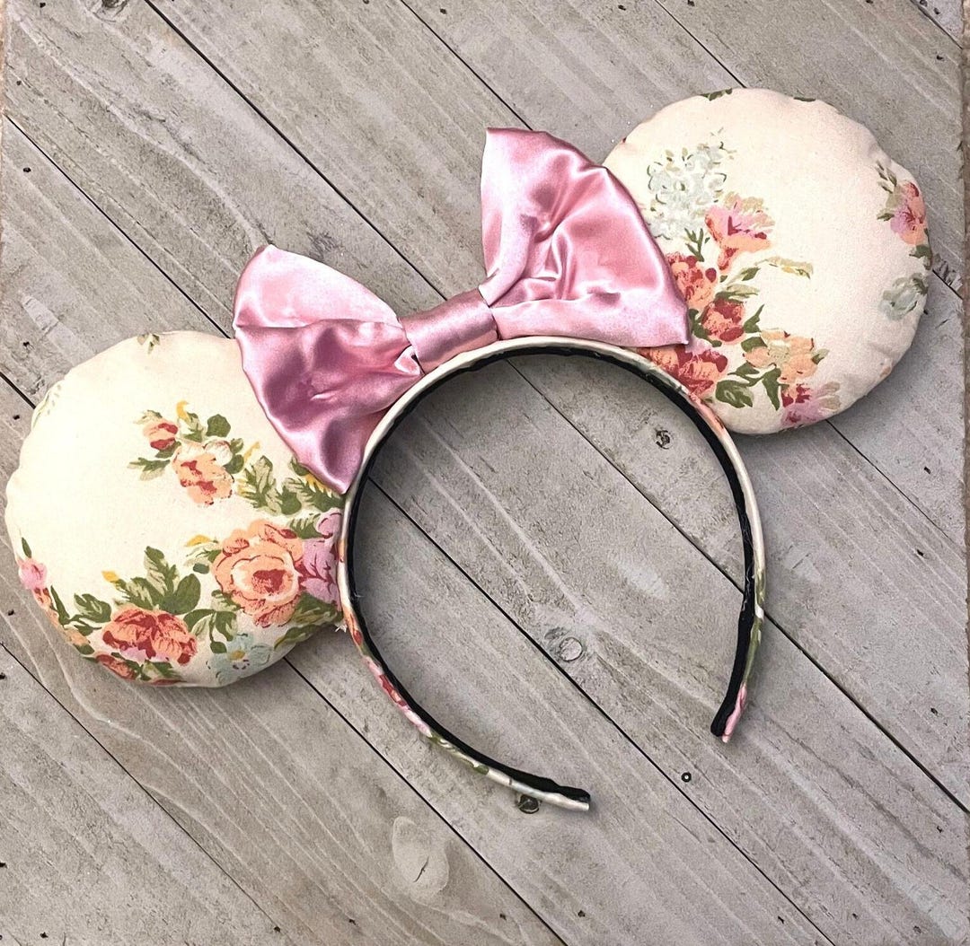 Pink Floral Mouse Ears Flower and Garden Ears Cottage Coreflower ...