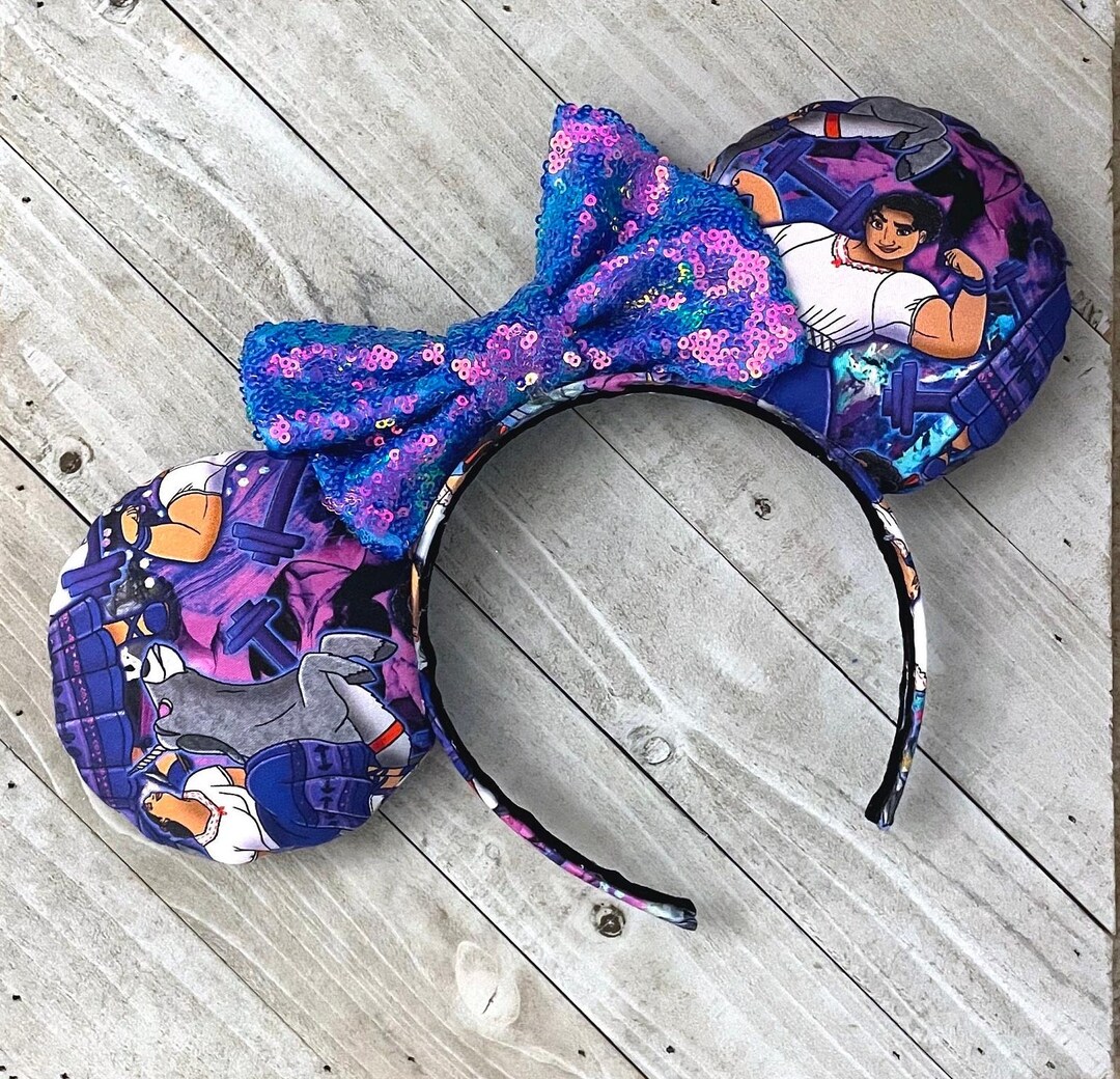 Luisa Encanto Mouse Ears Mirabel Surface Pressure the Family Madrigal ...