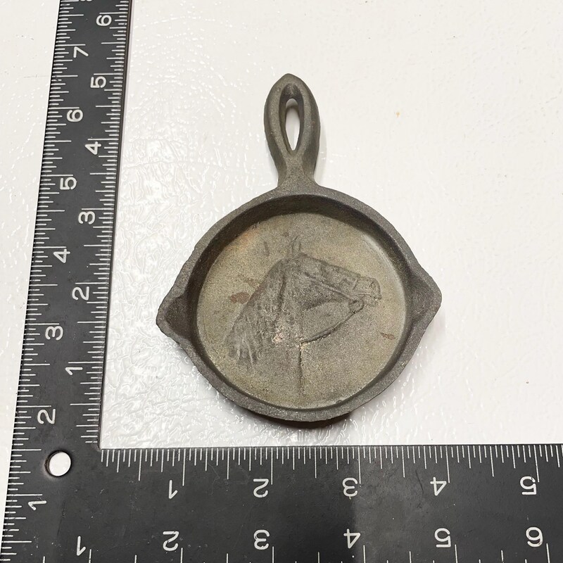 Wilton Cast Iron - Etsy