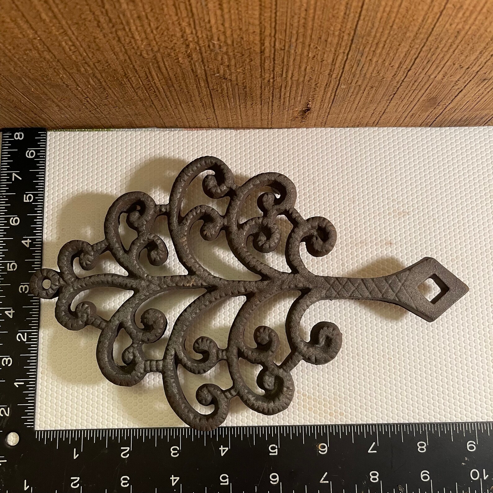 Large, Footed Vintage Cast Iron Trivet – Primitive Kitchen – Rustic ...