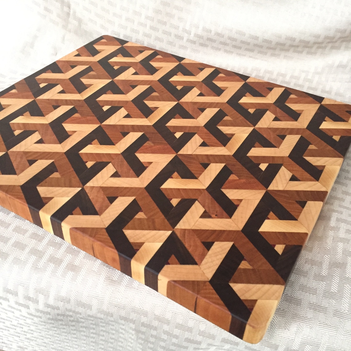 Interlocking Cubes Cutting Board - Etsy Canada