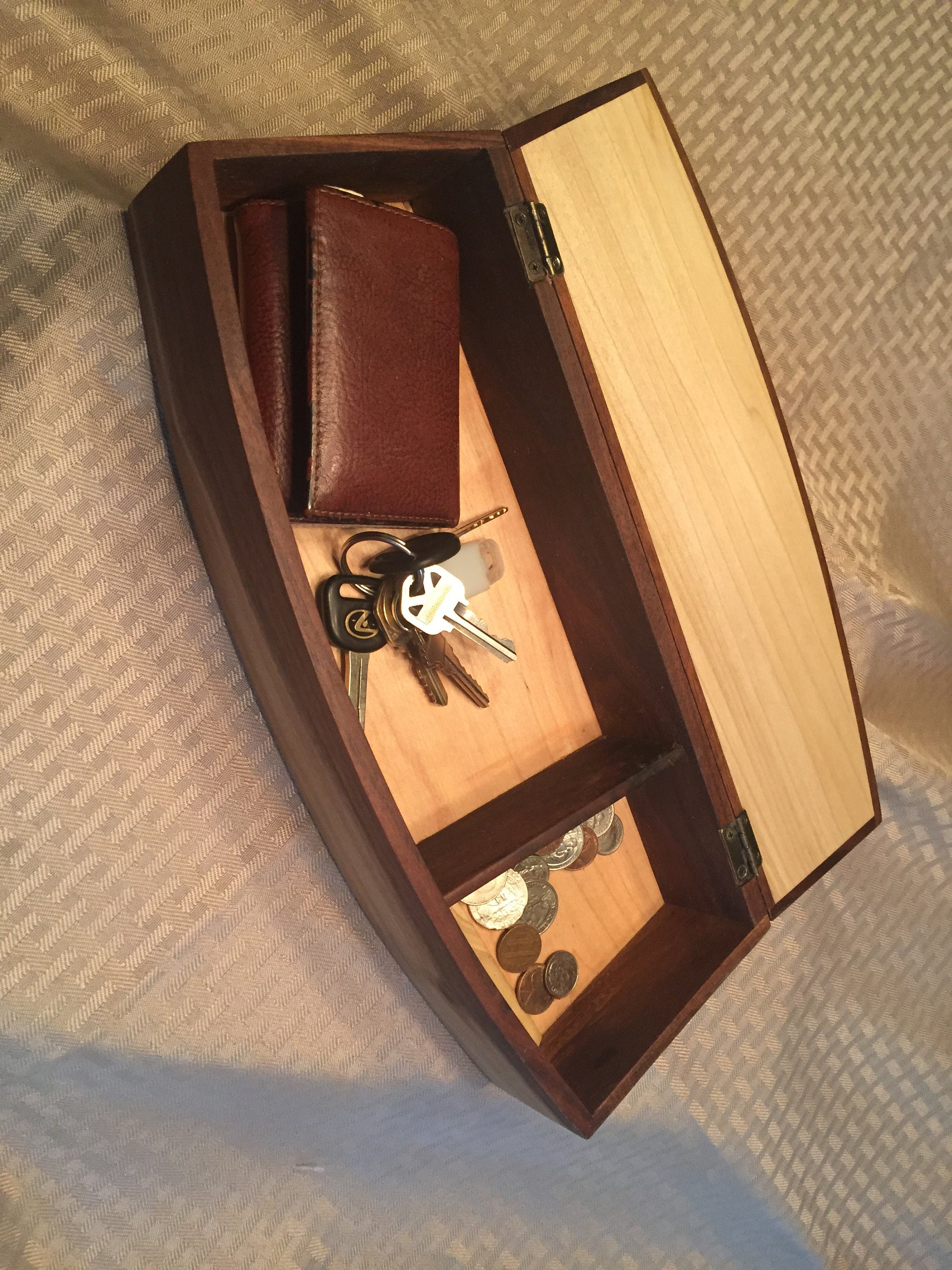 Man's Valet 3D Lid - Etsy Canada