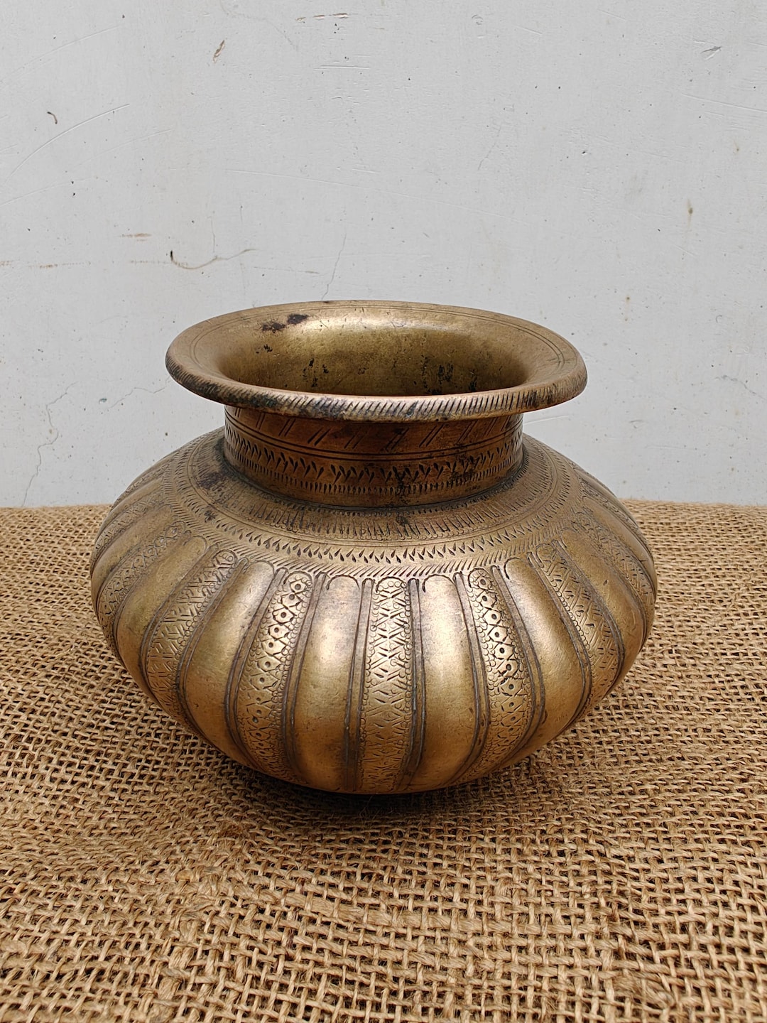 Vintage Brass Pots Decorative Metal Tableware Traditional Indian Metal ...