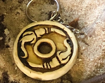 Free Fire Keychain - Etsy