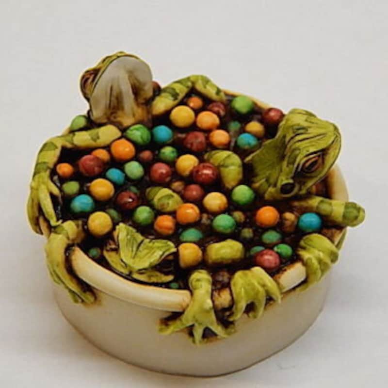Neil the Frog - Etsy - Page 4