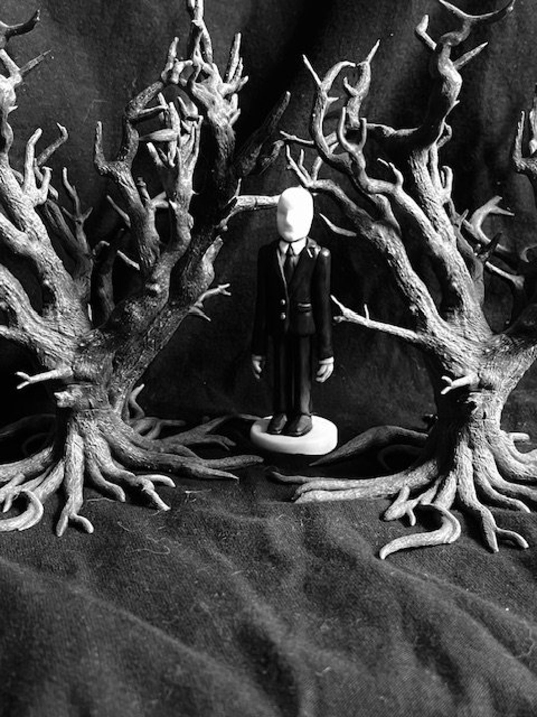 Neil Eyre Eyredesigns Halloween Slenderman Urban Legend Haunted Forest ...