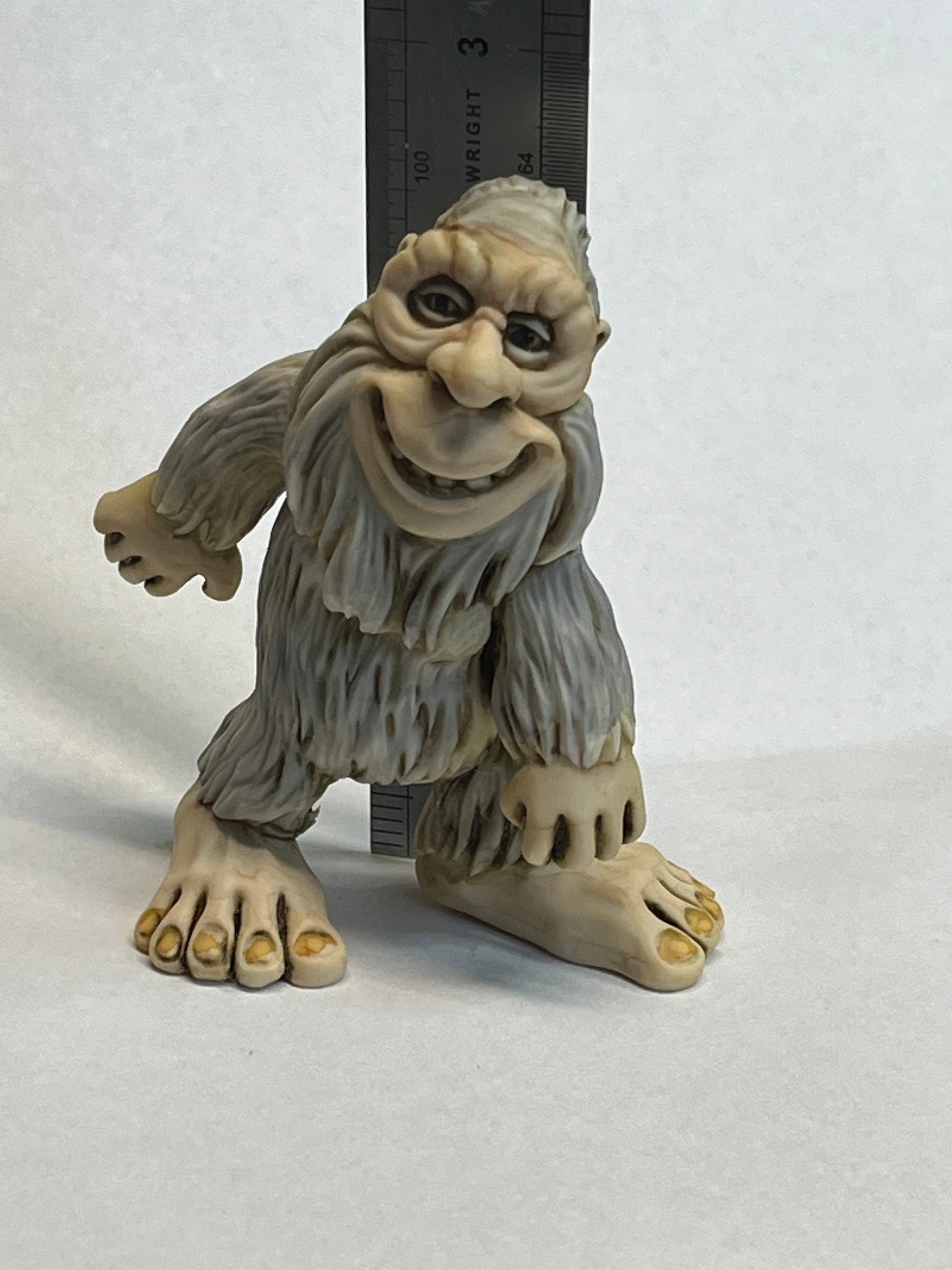 Neil Eyre Eyredesigns 3D Halloween Horror Ghoul Bigfoot Big Foot ...