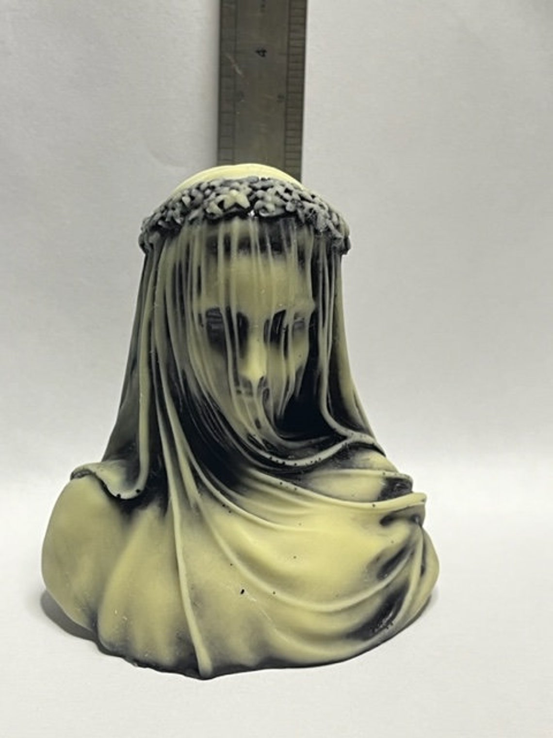 Neil Eyre Artist Eyredesigns Halloween Haunted Ghost Sheet Veil Woman ...