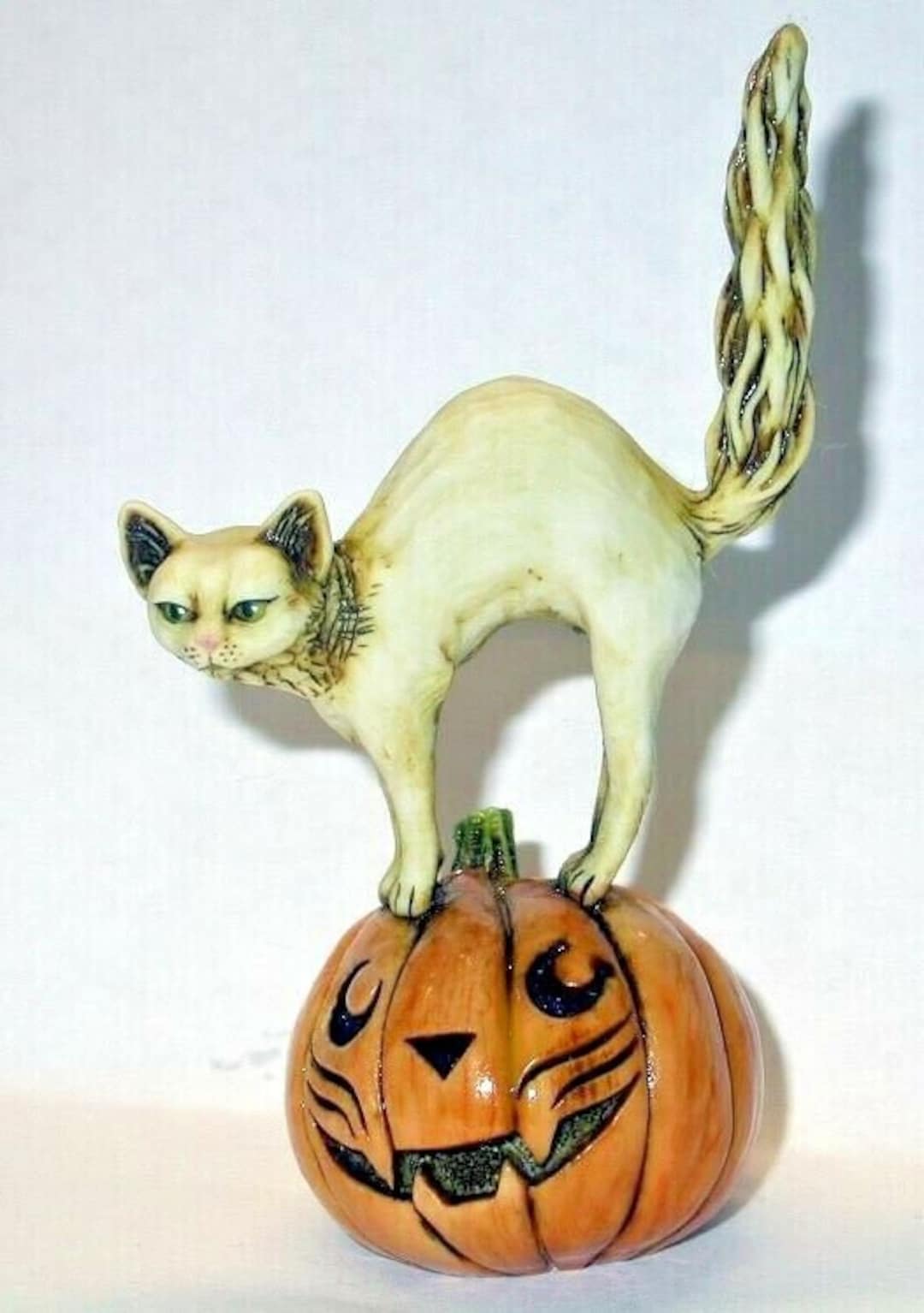 Neil Eyre Artist Eyre Designs Halloween Scared Cat Kitty Pumpkin Patch ...