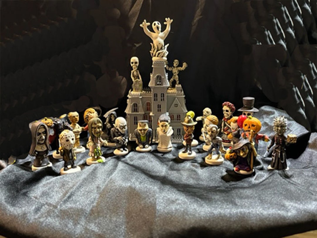 Neil Eyre Eyredesigns Halloween Horror Haunted House Monster Set of 24 ...