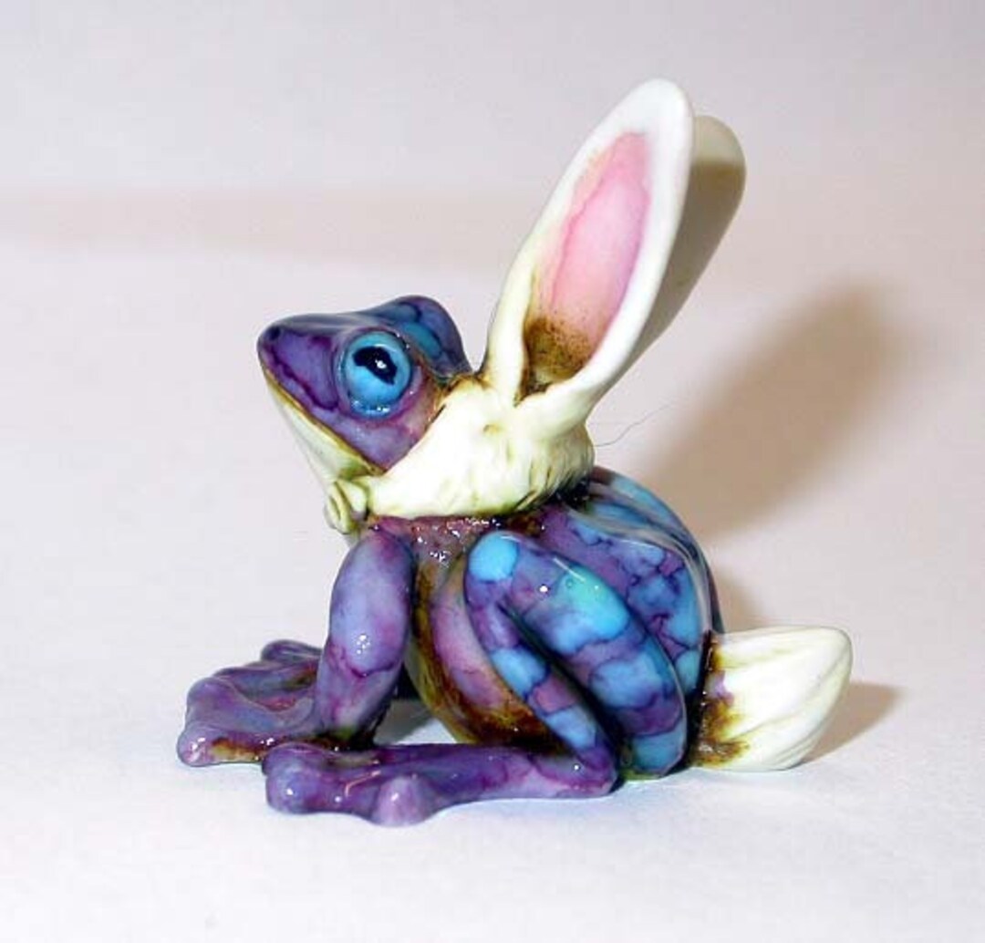 Artist Neil Eyre Eyredesigns Easter Bunny Ear Tree Frog Frogs Purple ...