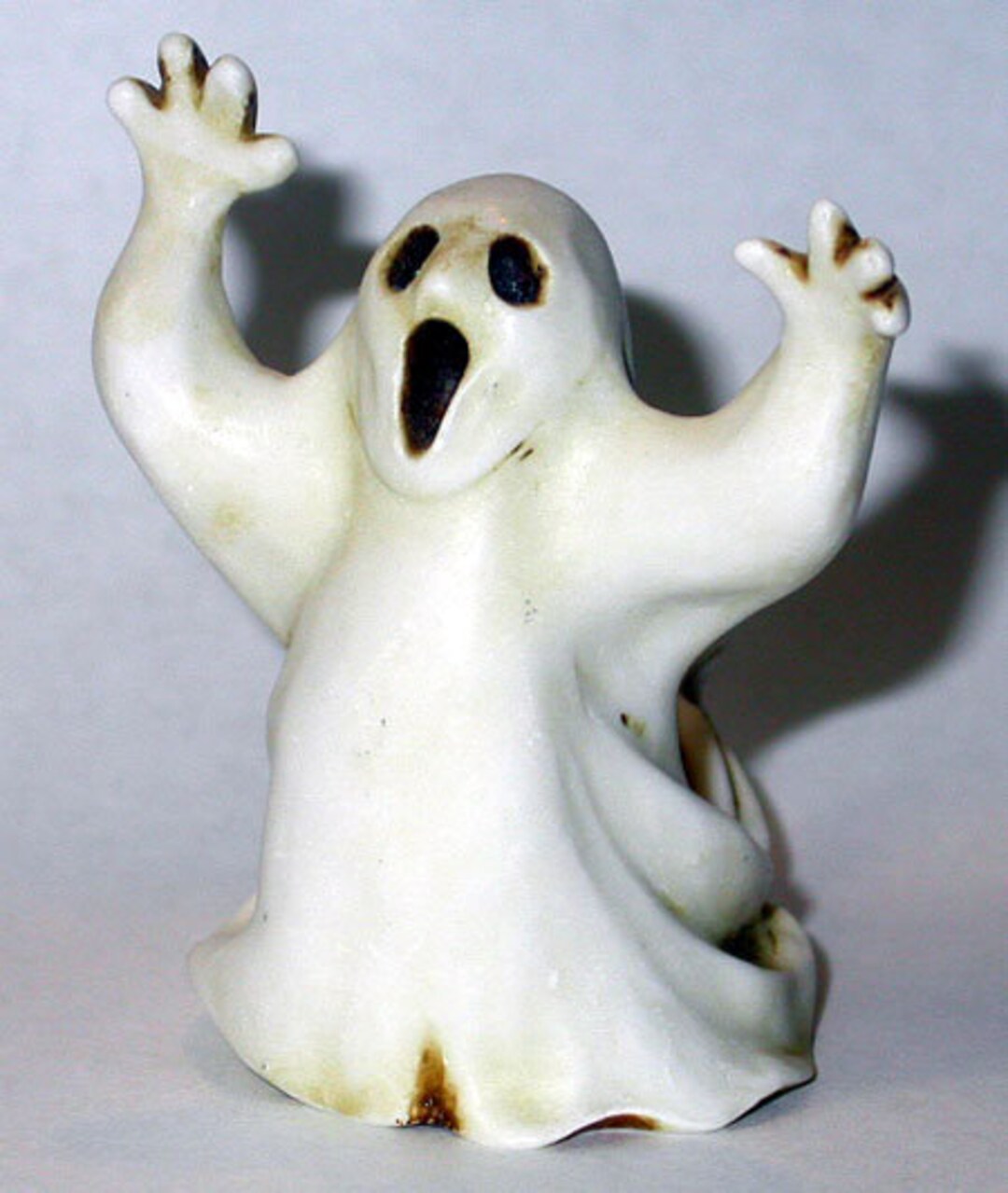 Neil Eyre Eyredesigns Halloween Boo Ghost Scream White Sheet Spooky ...