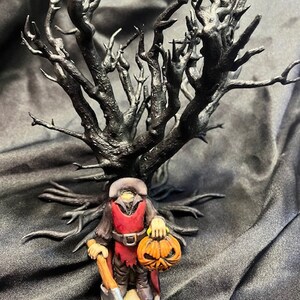 Neil Eyre Haunted Halloween Headless Horseman Pumpkin Head Medieval Axe Pumpkinhead Haunted ...