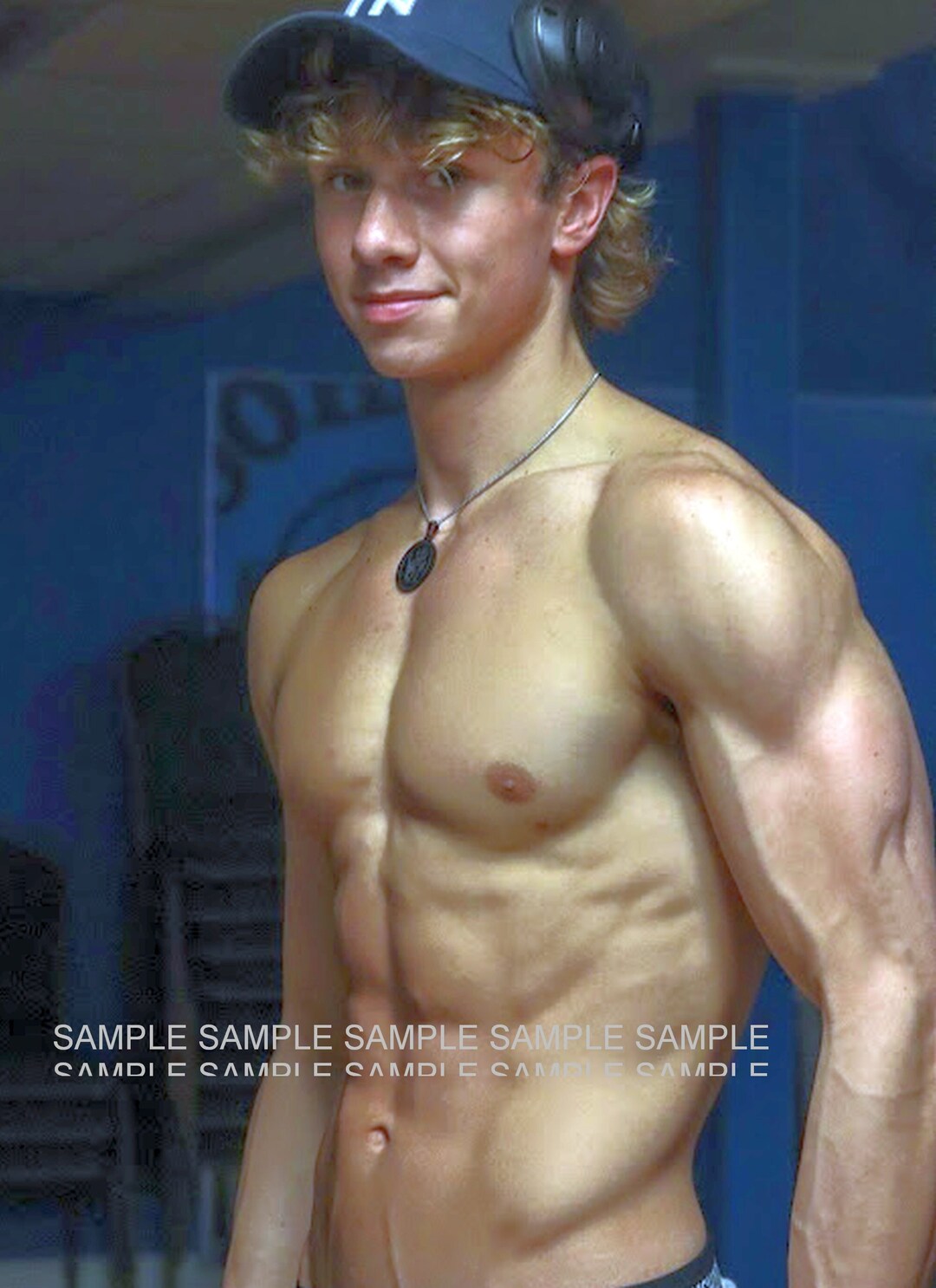 Matted Shirtless Photograph 5x7 B252 Beautiful Blonde Dude With Great 3852