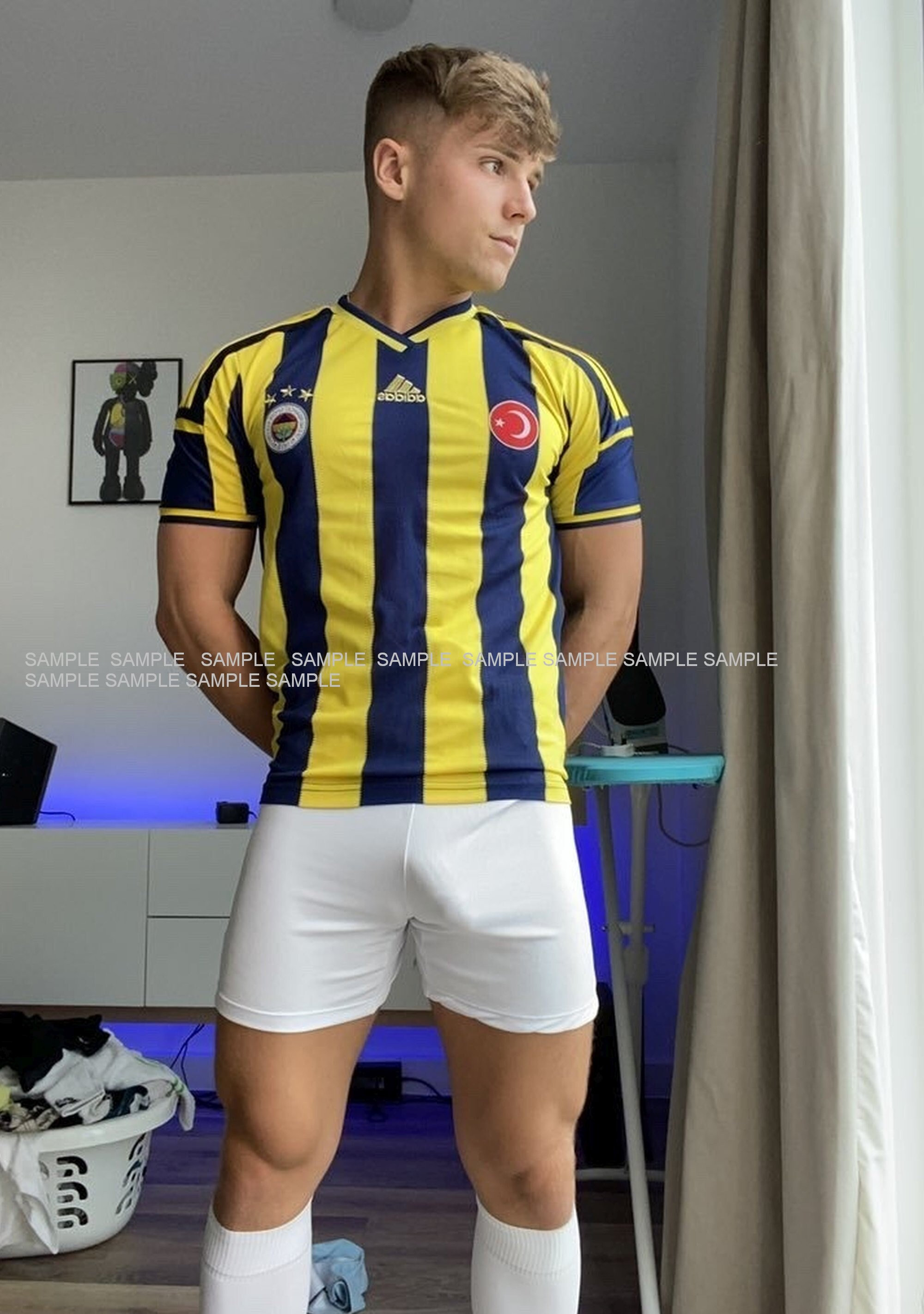 Matted Bulgy Photograph 5x7 Bg100 Handsome Blonde Athletic College Dude Bulge In Shorts Lgbtq