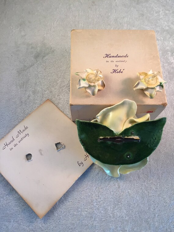 Exquisite Hobé Porcelain Demi in BOX - Earrings and H… - Gem