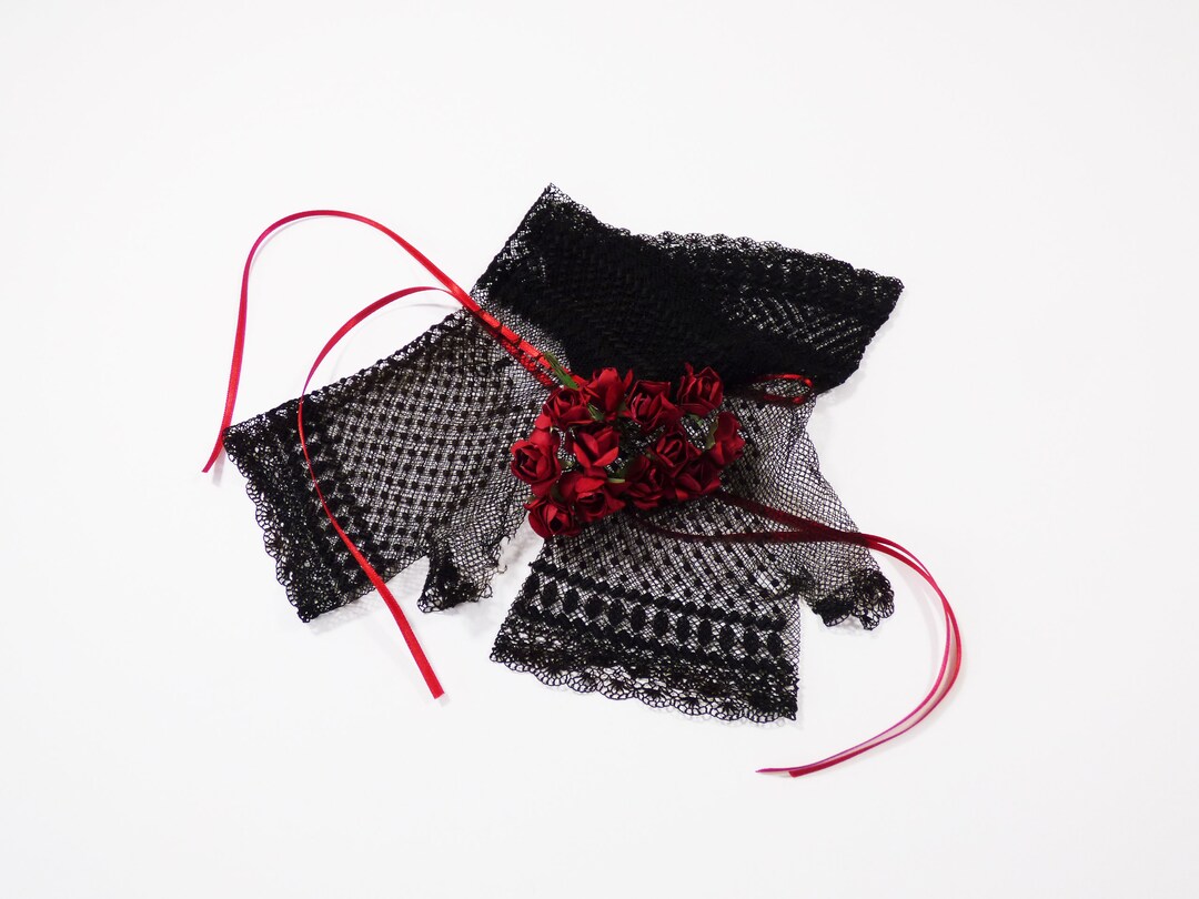 Lace Mittens. Civil War Era. Hand Made Silk Mittens or Fingerless ...