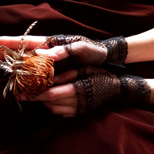 Lace Mittens. Civil War Era. Hand Made Silk Mittens or Fingerless ...