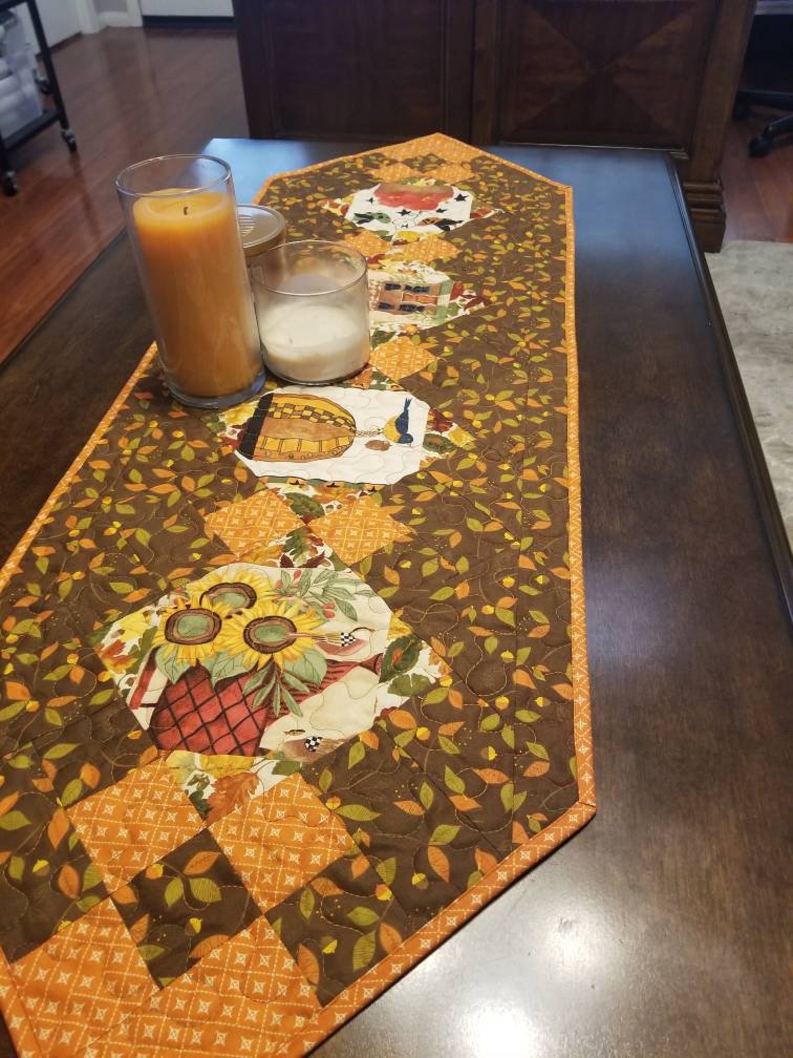 Quilted Autumn Table Runner | Thanksgiving Fabric Decor - Etsy