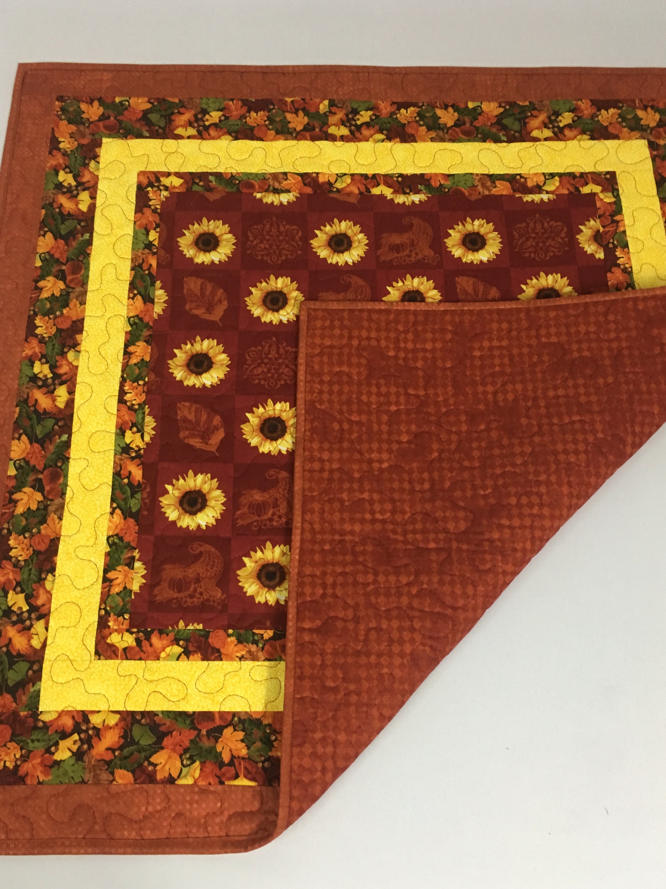Sunflower Square Table Topper Quilted Thanksgiving or Autumn | Etsy