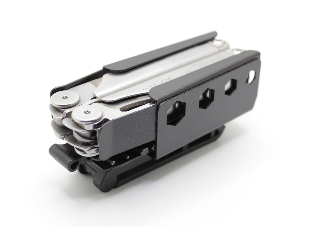 Leatherman Wave Bit Kit Sheath - Adjustable Belt Size - Rotatable Belt ...