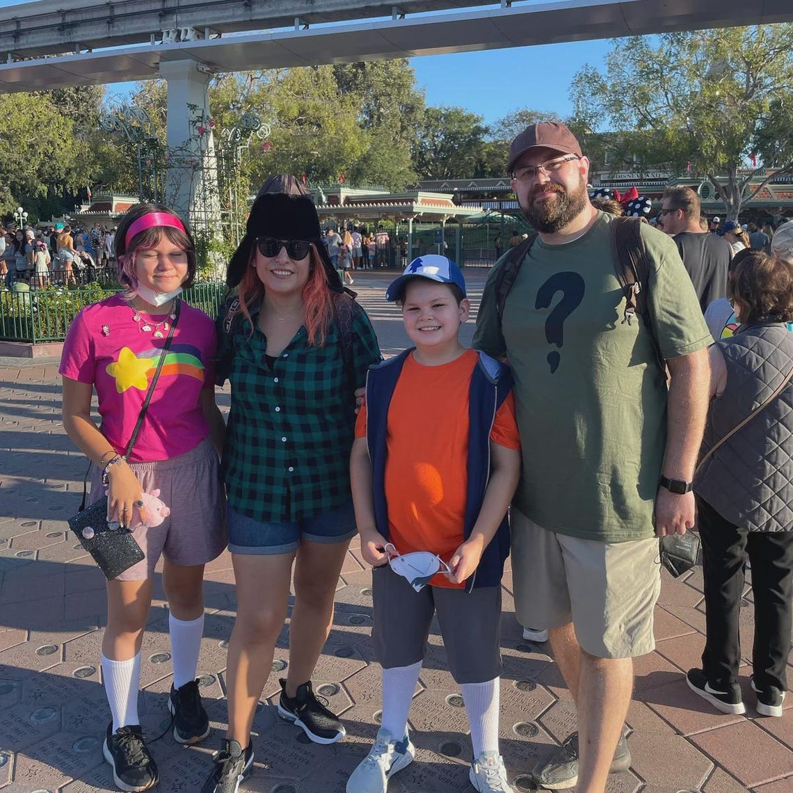 Soos Ramirez Question Mark T-shirt Gravity Falls Halloween Costume Mens ...