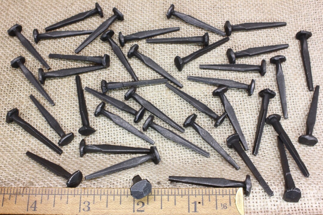 1 1/2 Inch Rosehead Nails: 50 Pieces, 1.5" Decorative Square Hand ...