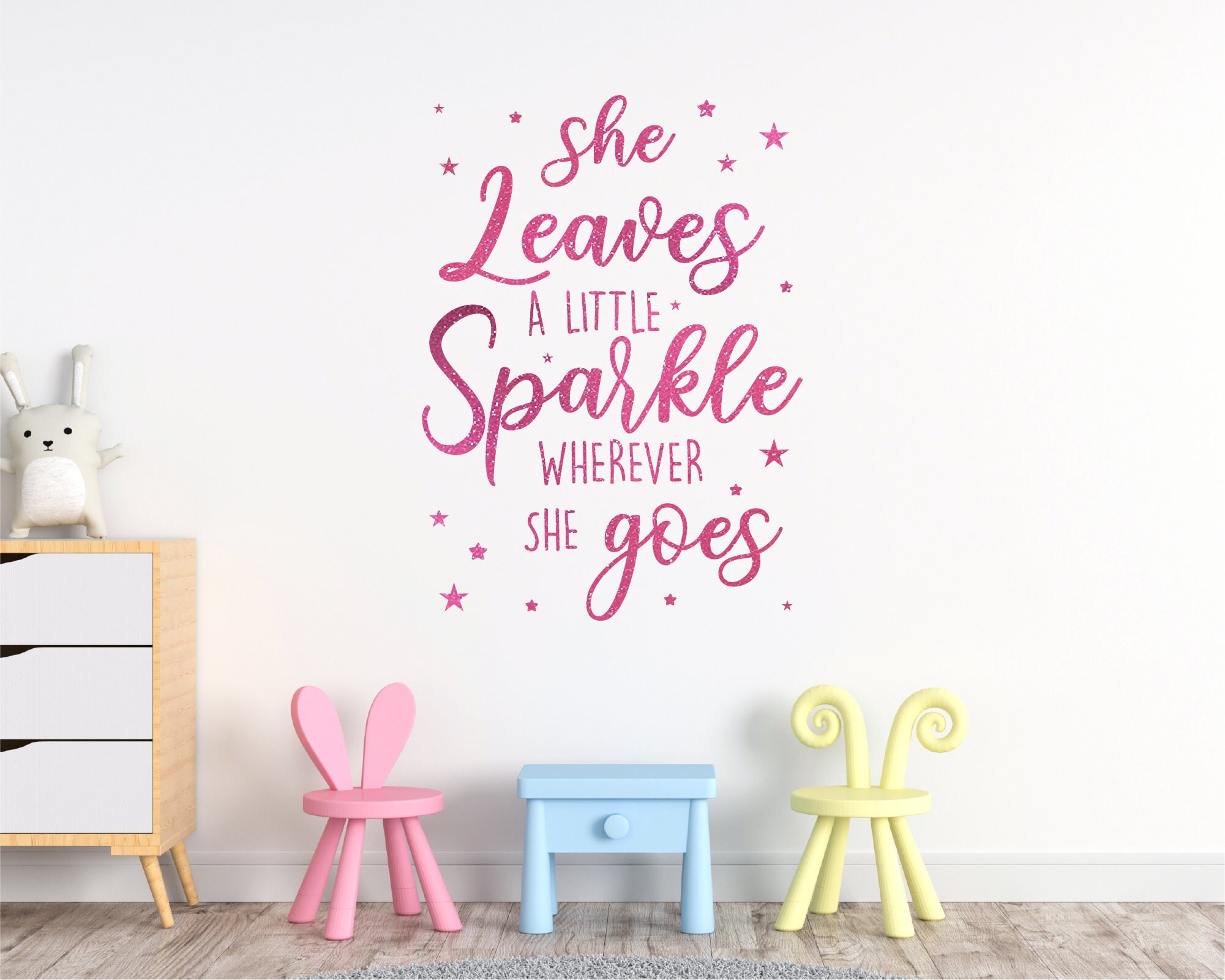 She Leaves A Little Sparkle Wherever She Goes Background