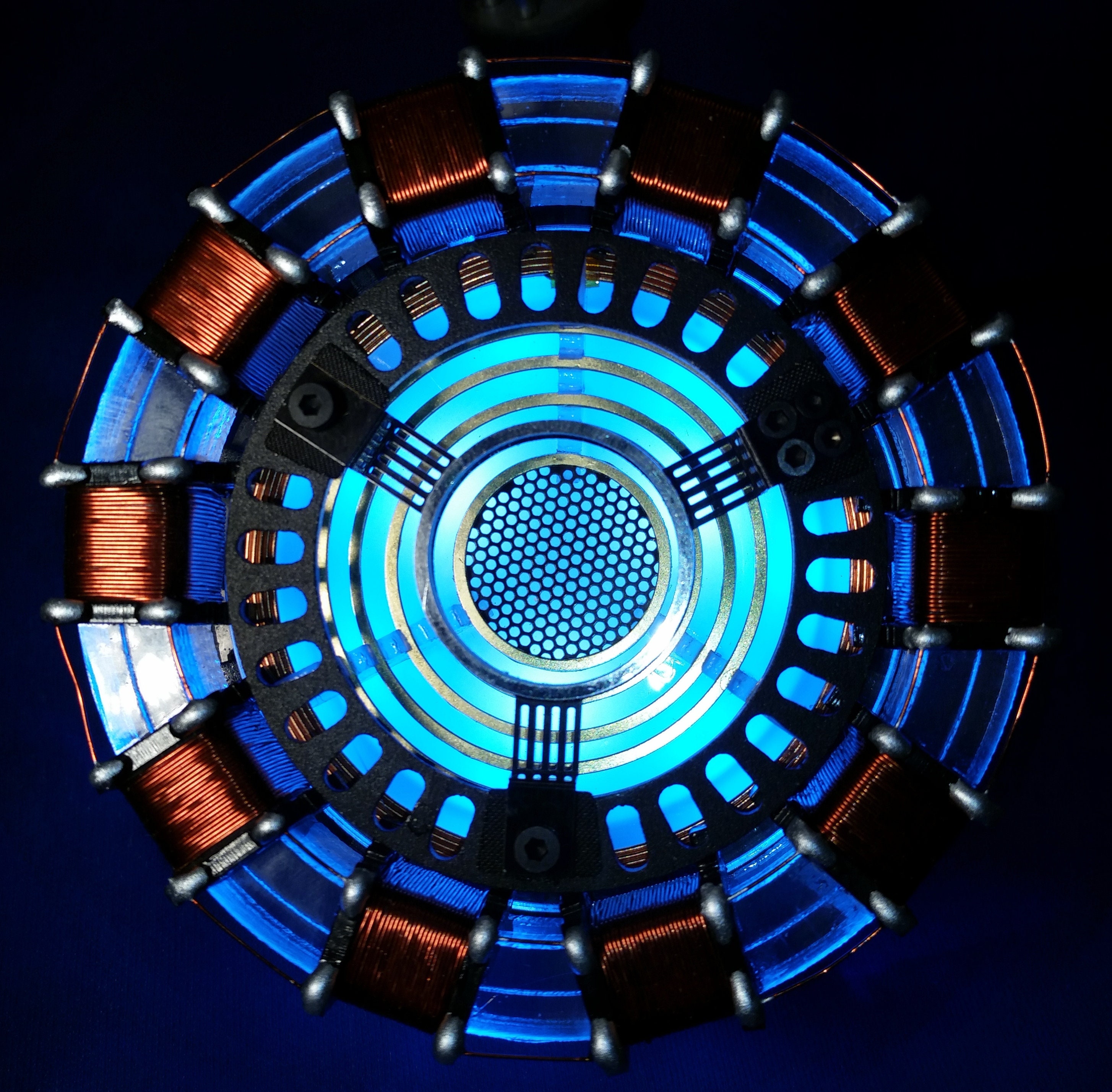 Deluxe Iron Man Arc Reactor - USB Powered & Fully Assembled! - Etsy