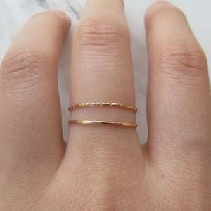 Ultra Thin Gold Ring, Set of 2//14k Gold Fill Ring, Hammered Gold Ring ...