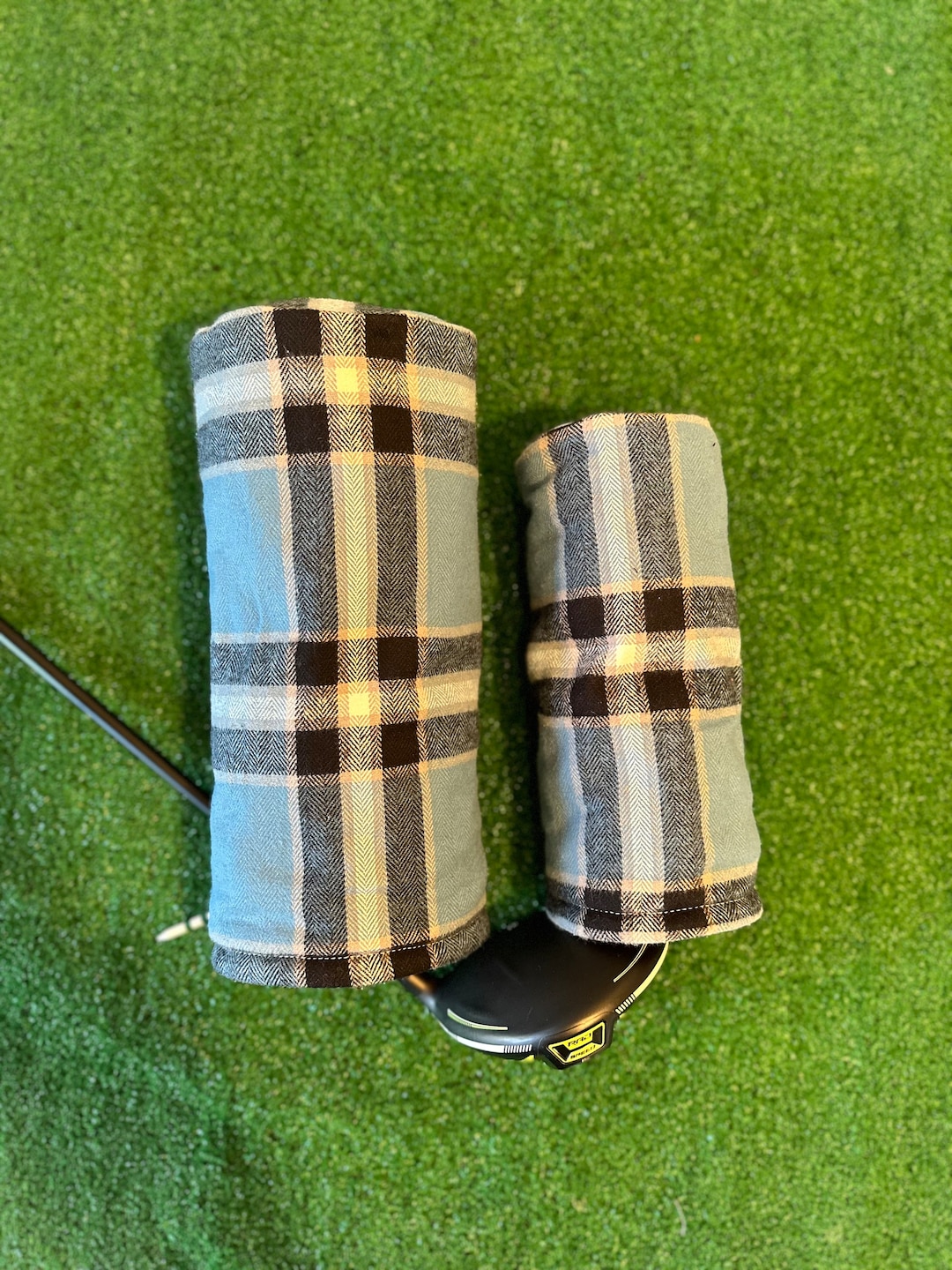 Plaid Perfection: Light Blue, Black, and White Barrel Golf Club Cover ...