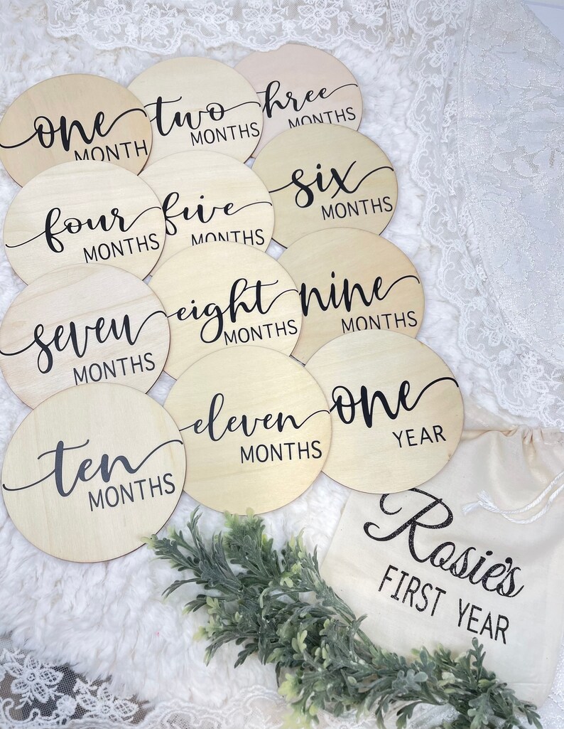 Baby Monthly Milestone Signs. Set of 12 Months. Baby - Etsy