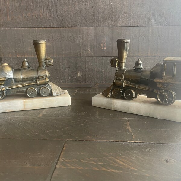 Train Bookends - Etsy