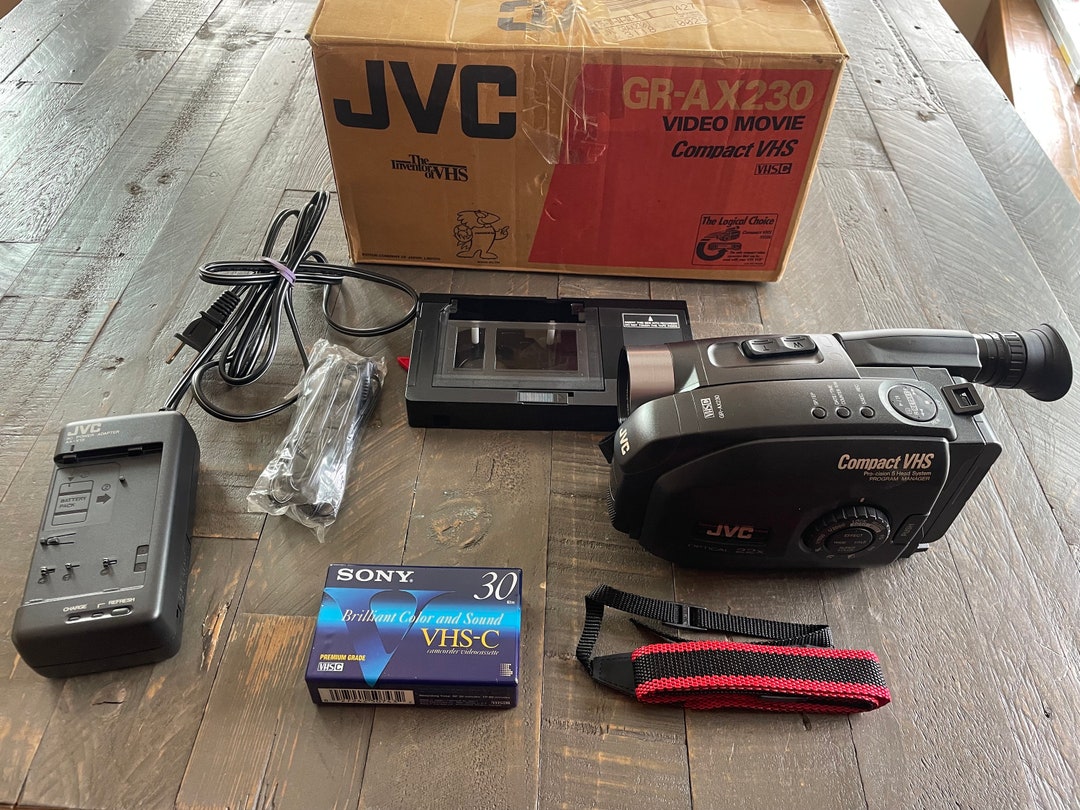 Vintage JVC Compact VHS GR-AX230U Camcorder Optical 22X Tested/working ...