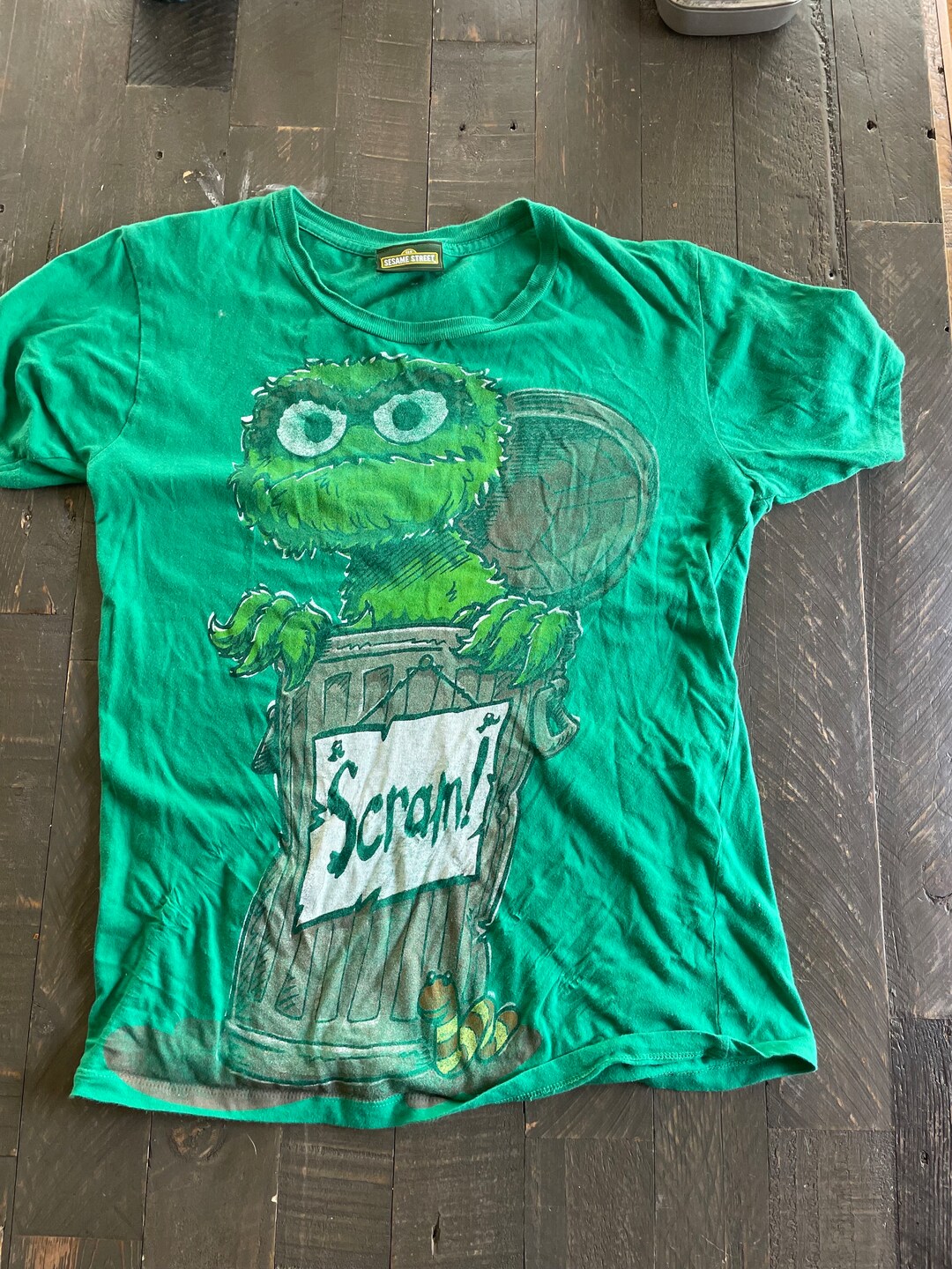 Sesame Street Oscar the Grouch Scram T-shirt Size M Approximate - Etsy