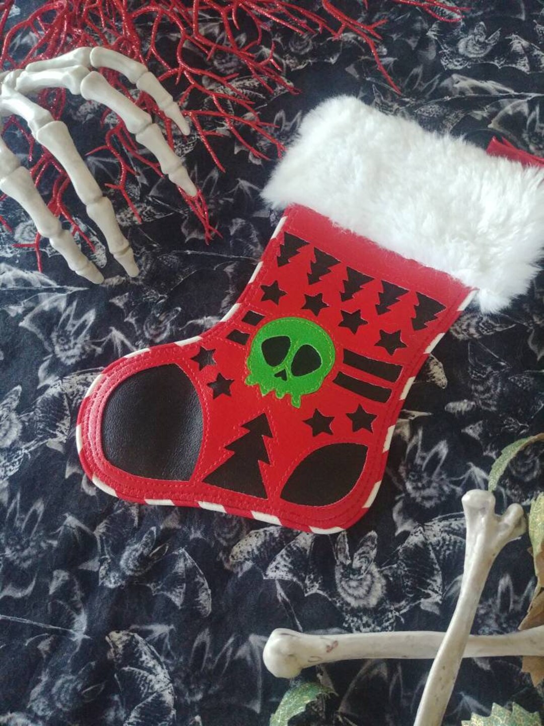 A Very Macabre Christmas Stocking Creepmas Coin Purse Spooky Cute ...