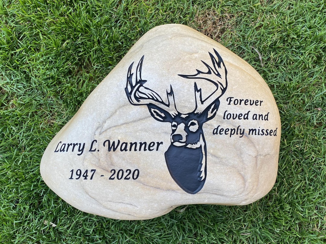 Memorial Garden Rock for Loved One. Beautiful River Rock Memorial ...