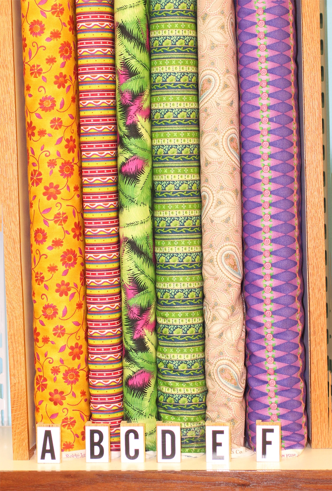 Cotton Fabric by the Yard: Quilting Treasures 5.00. - Etsy