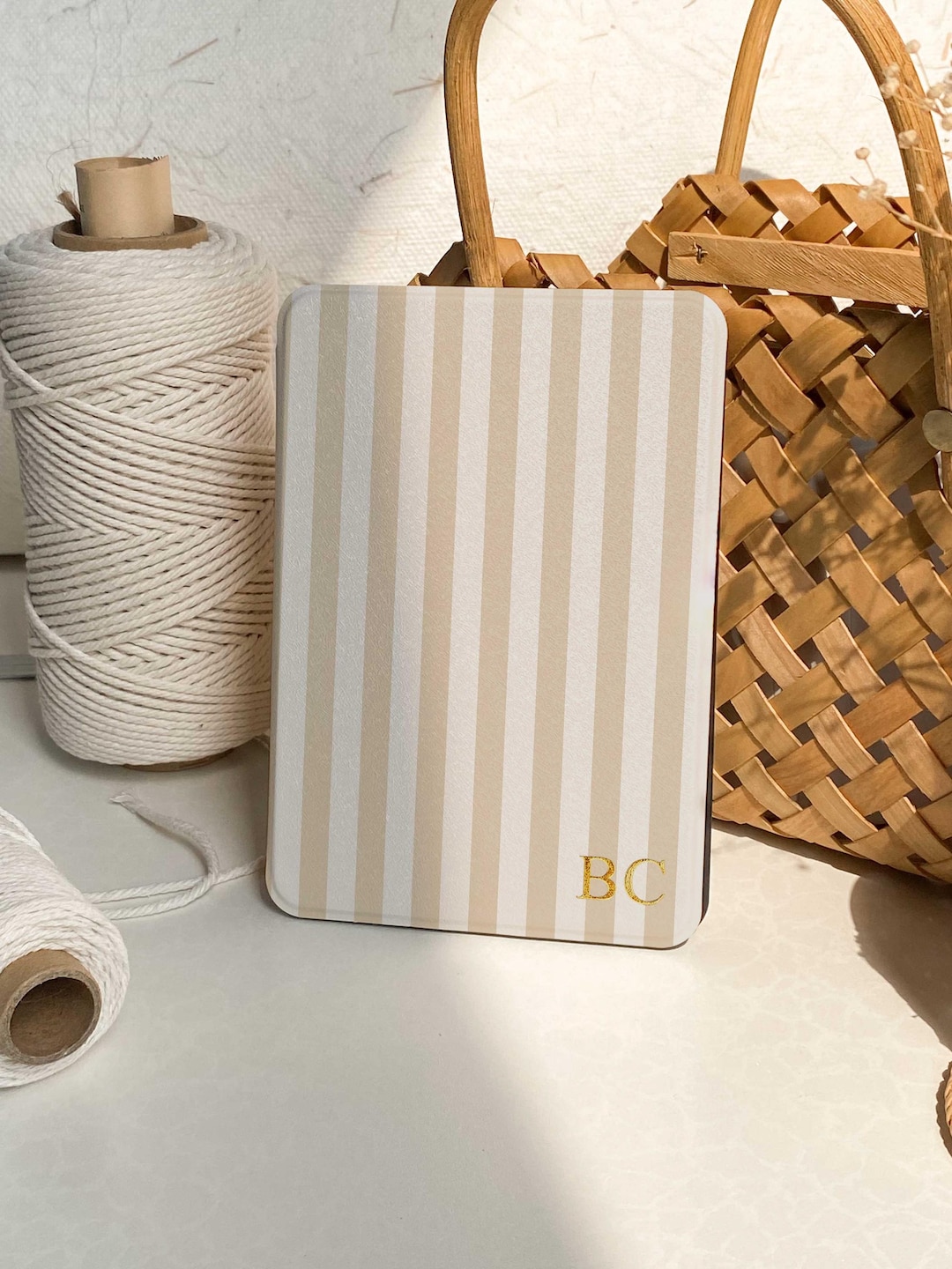 Beige Stripe Personalization Gold Name Paperwhite 12th Generation 2024 ...