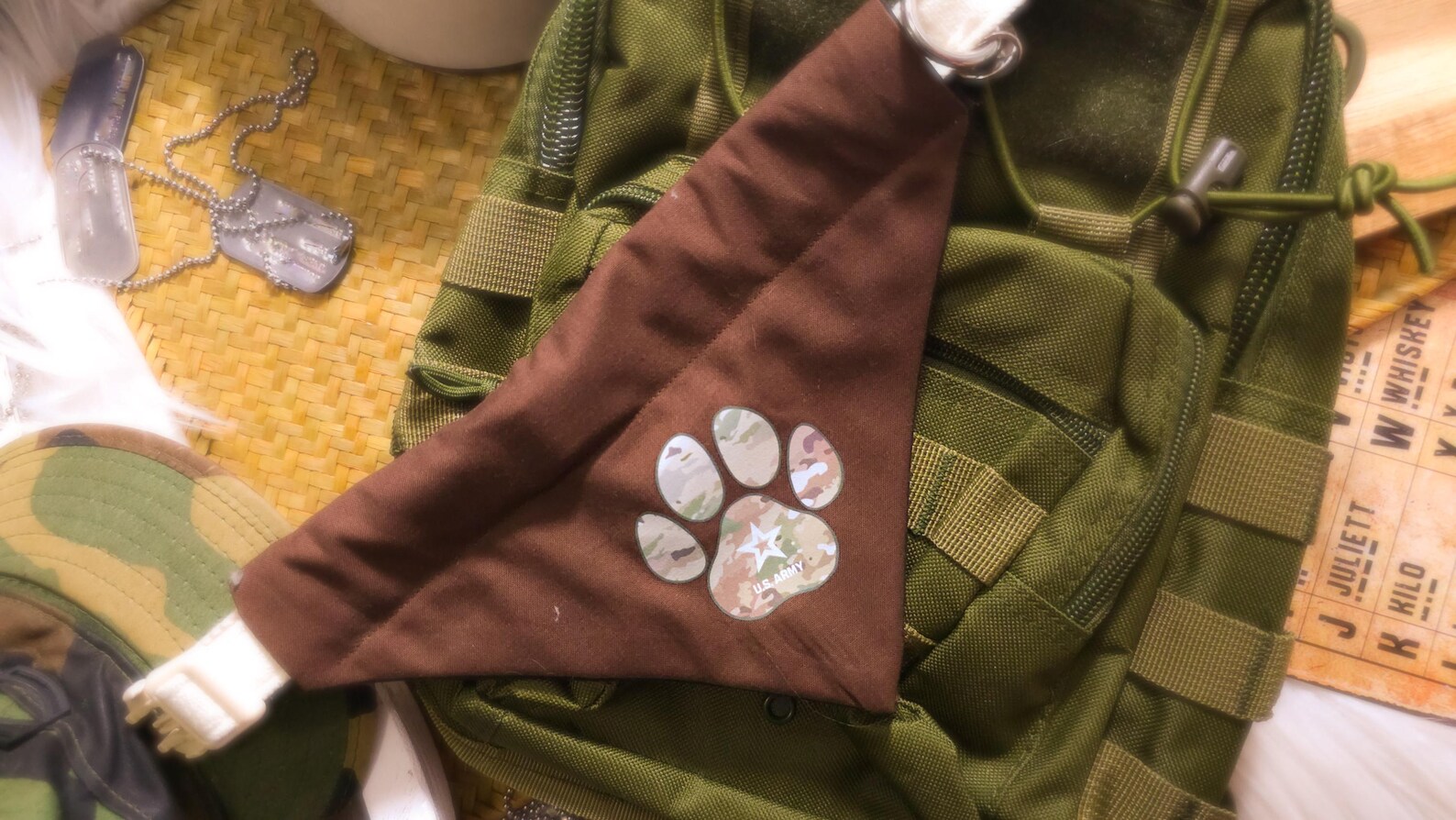 United States Army Paw Print Over the Collar Bandana That Fits Onto ...