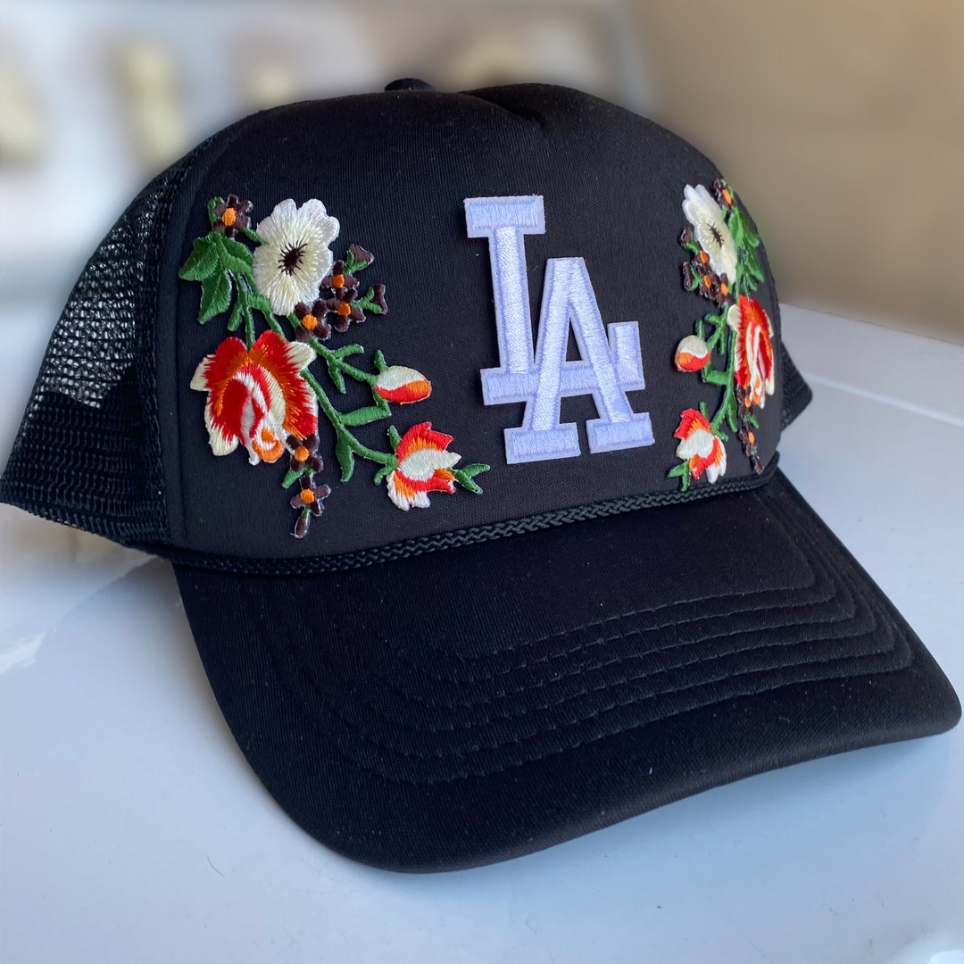 LA Trucker Hat With White & Red Roses - Etsy