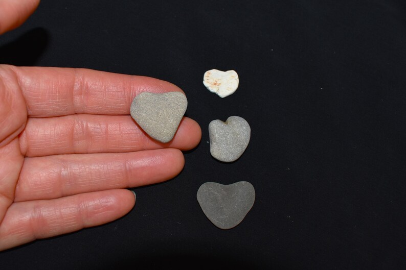 Set of 4 Heart Shaped Rocks, Small Heart Rocks,love Rocks, Pebble Art ...