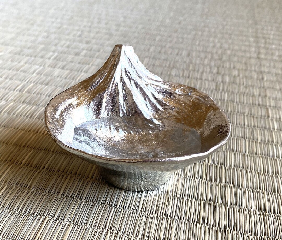 Guinomi Sake Cup Ochoko the Reflection of Mt. Fuji Takaoka Tin Ware ...