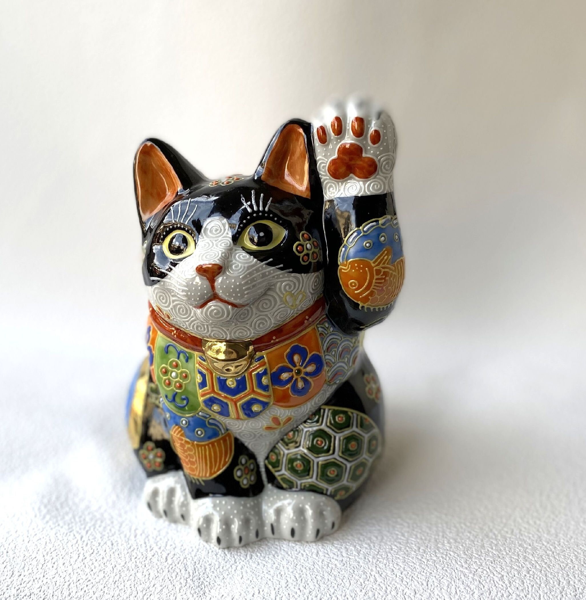 Maneki Neko Japanese Lucky Cat Kutani Yaki Ware Apron Black Mori Komon ...