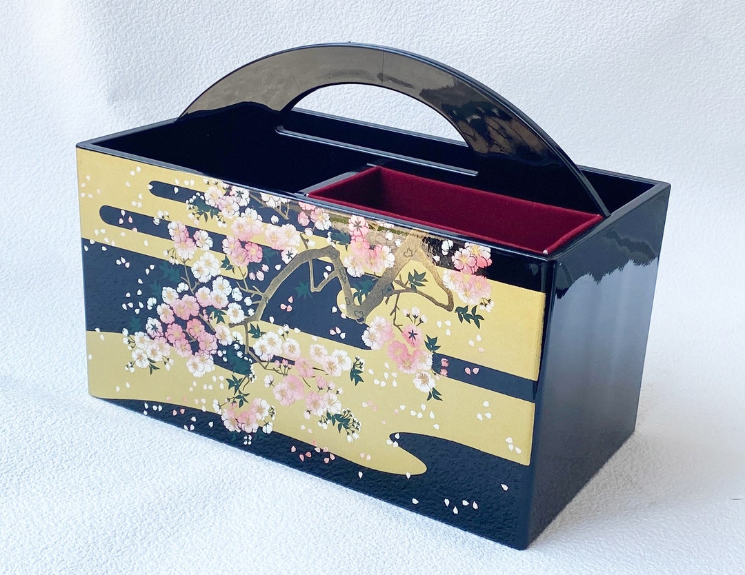 Yamanaka Urushi Lacquer Elegant Sakura Cherry Remote Control Holder ...