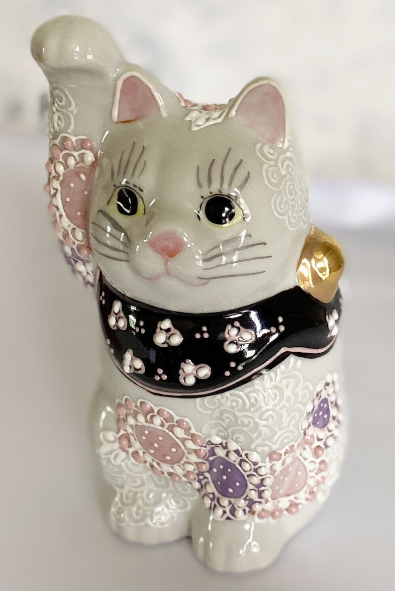 Maneki Neko Japanese Lucky Cat Kutani Yaki Porcelain Cute Flower Mori ...