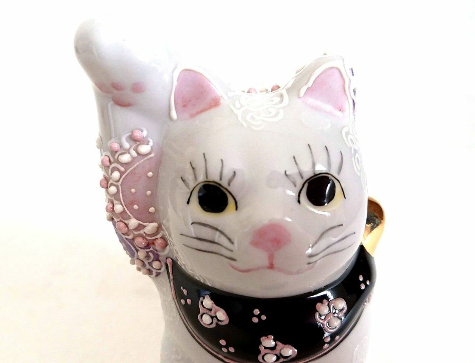 Kutani Yaki Maneki Neko Japanese Fortune Lucky Cat White Shiro Mori ...