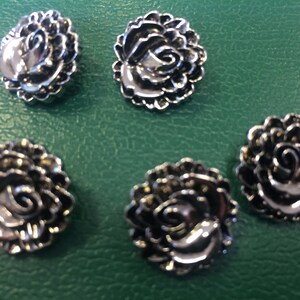 Novelty Buttons Rose Antique Gold - Silver Colours 20mm for Clothing ...