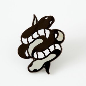 Twin Snakes Enamel Pin // Pin Badge // Punky Pins - Etsy